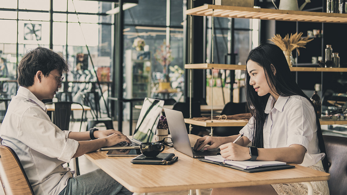 50 Best Online Jobs You Can Work From Home To Earn $1,000+ A Month ...