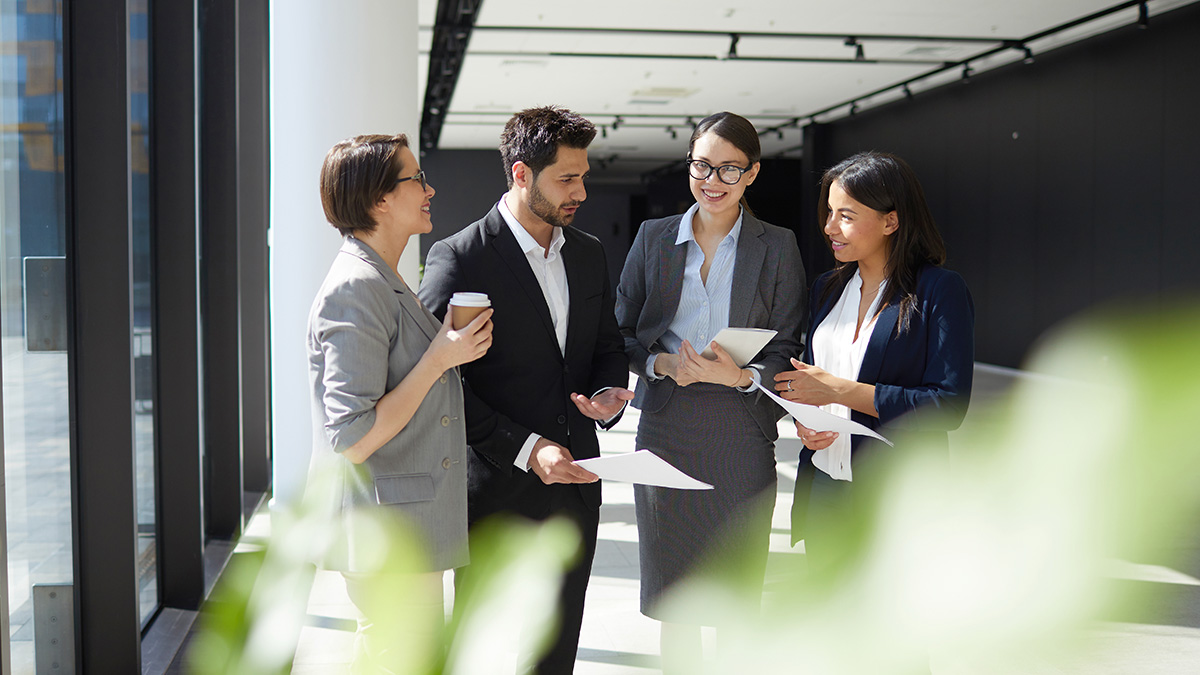 Why Networking Is Important for Entrepreneurs | Aurosign