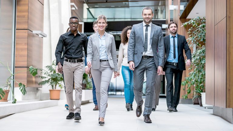 10 Ways to Instantly Look More Professional | Aurosign